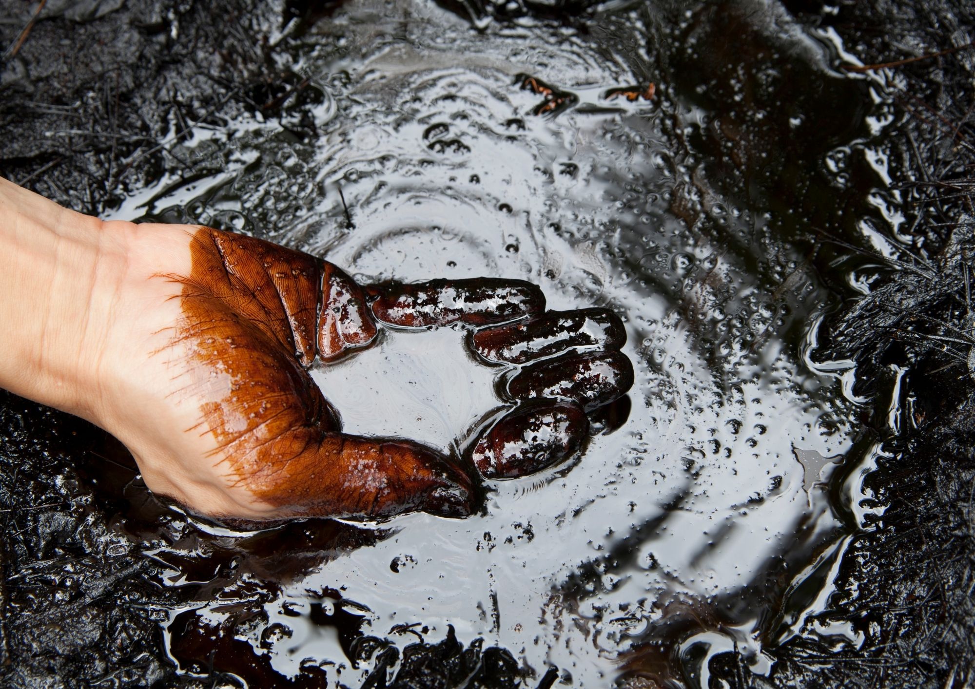 Decoding API Gravity: How it Defines Crude Oil Types - Osten Laboratory